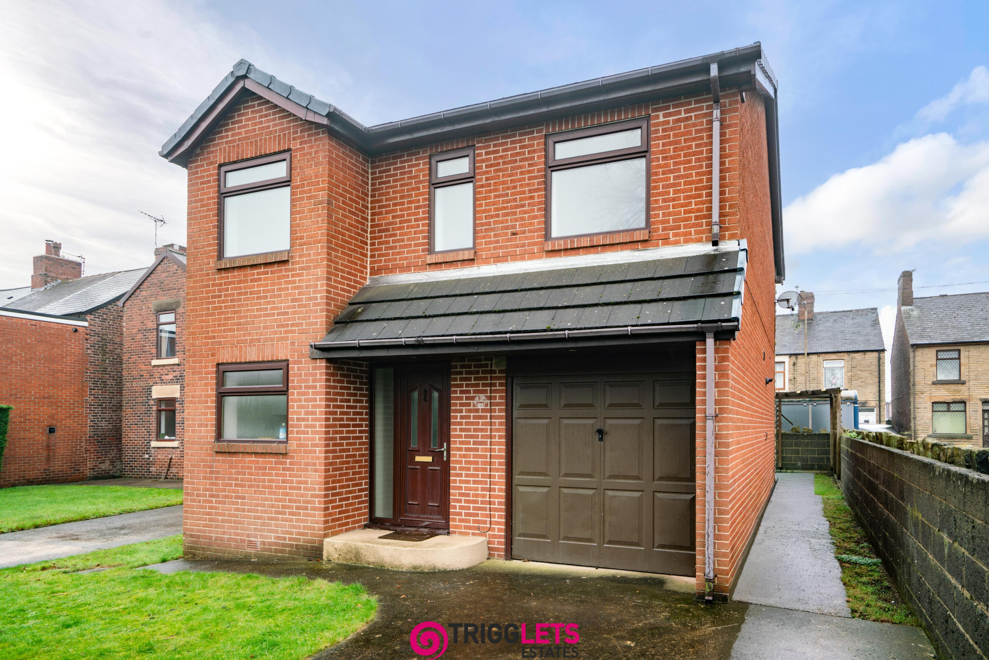 4 Bed Detached house Wombwell Road Barnsley S74 - Trigglets Estates Ltd