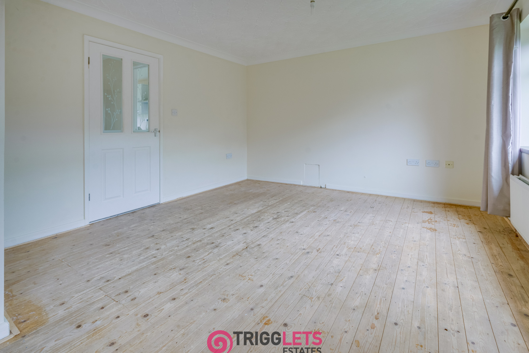 4 Bed Detached house Wombwell Road Barnsley S74 - Trigglets Estates Ltd