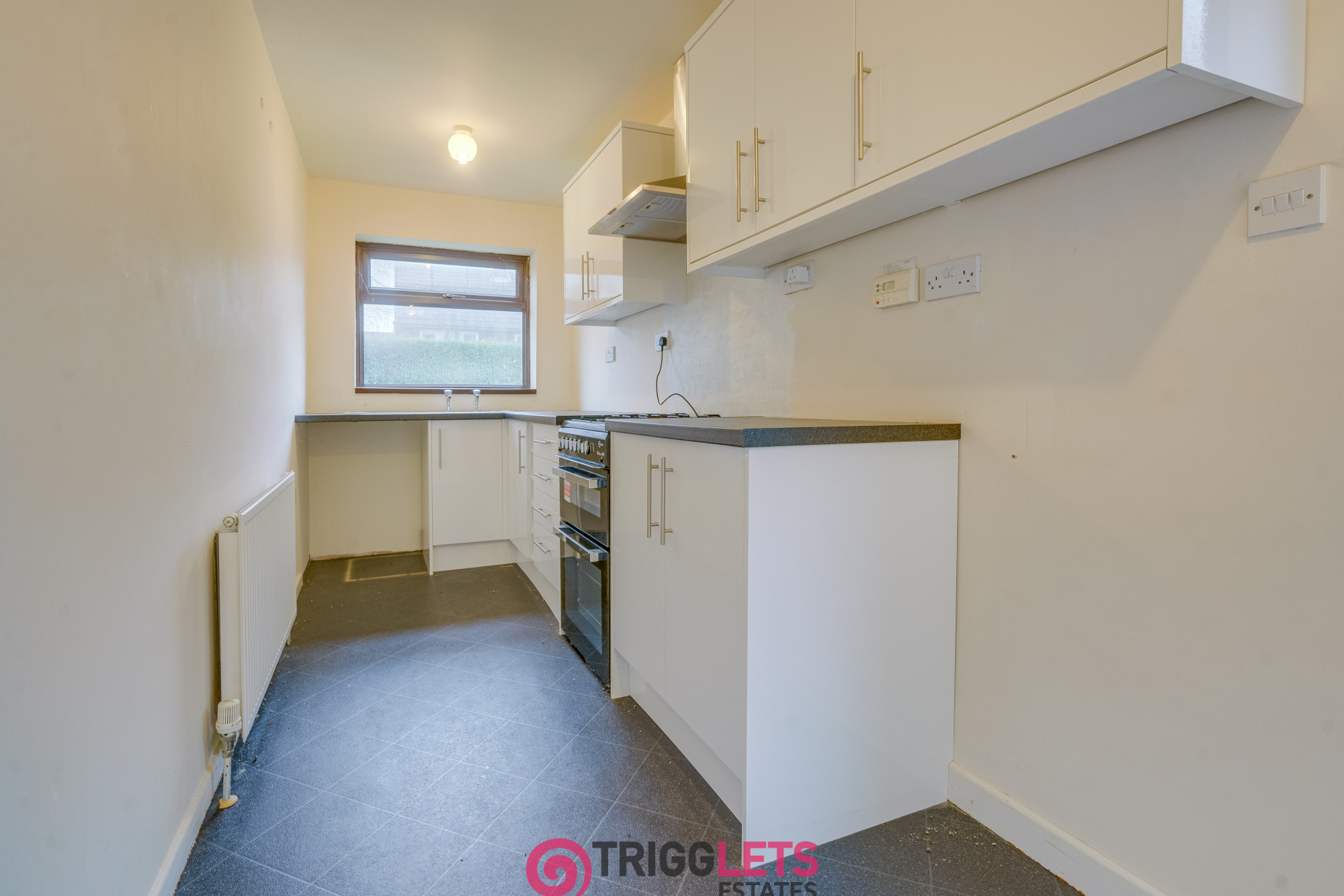 4 Bed Detached house Wombwell Road Barnsley S74 - Trigglets Estates Ltd