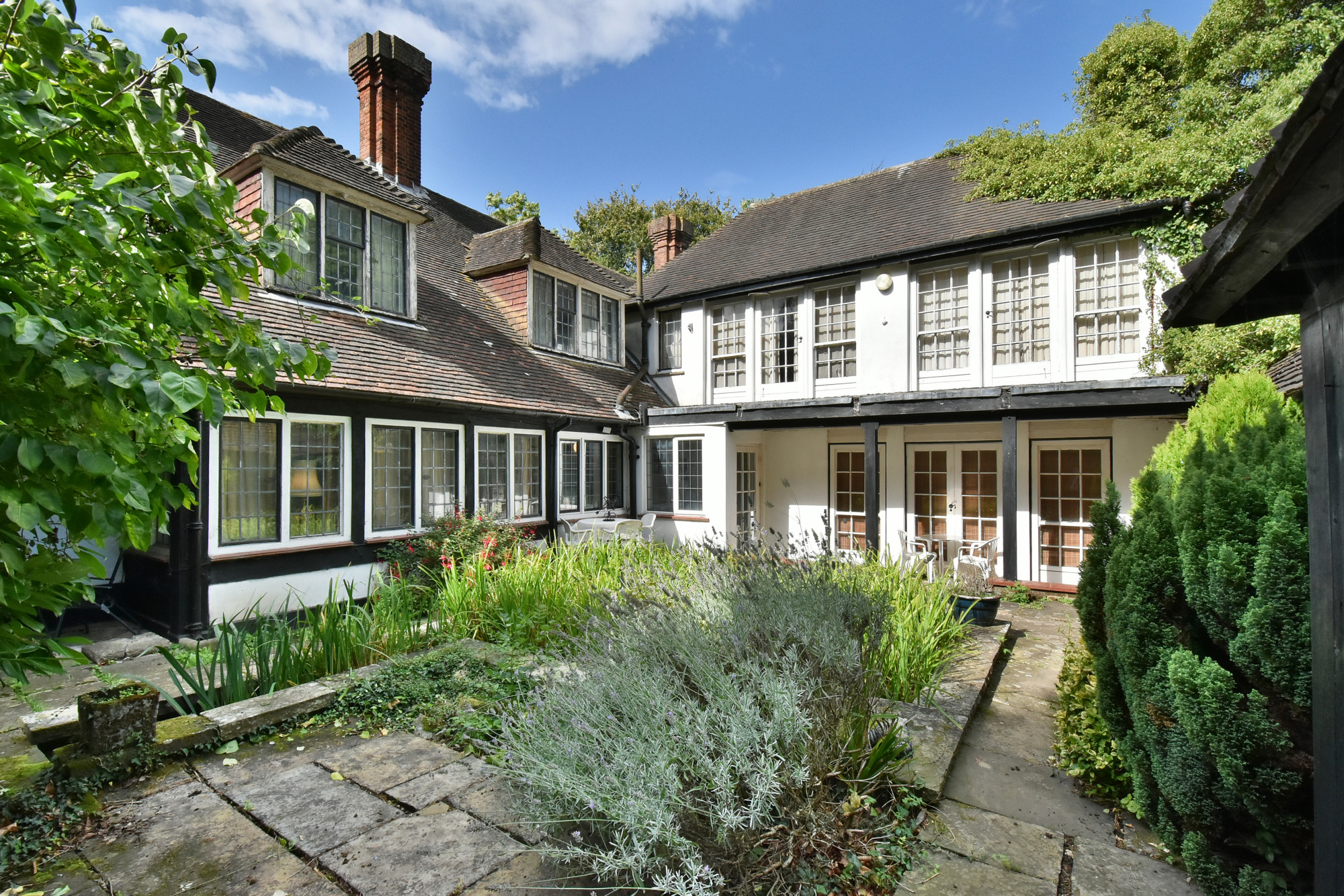 6 Bed Detached house Nash Lane Keston BR2 - Heritage Property Agents