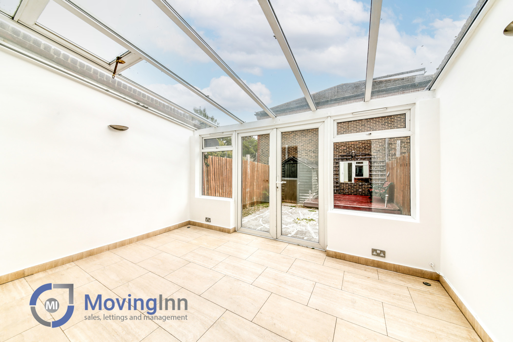 3 Bed Terraced Hamilton Road SE27 - Moving Inn