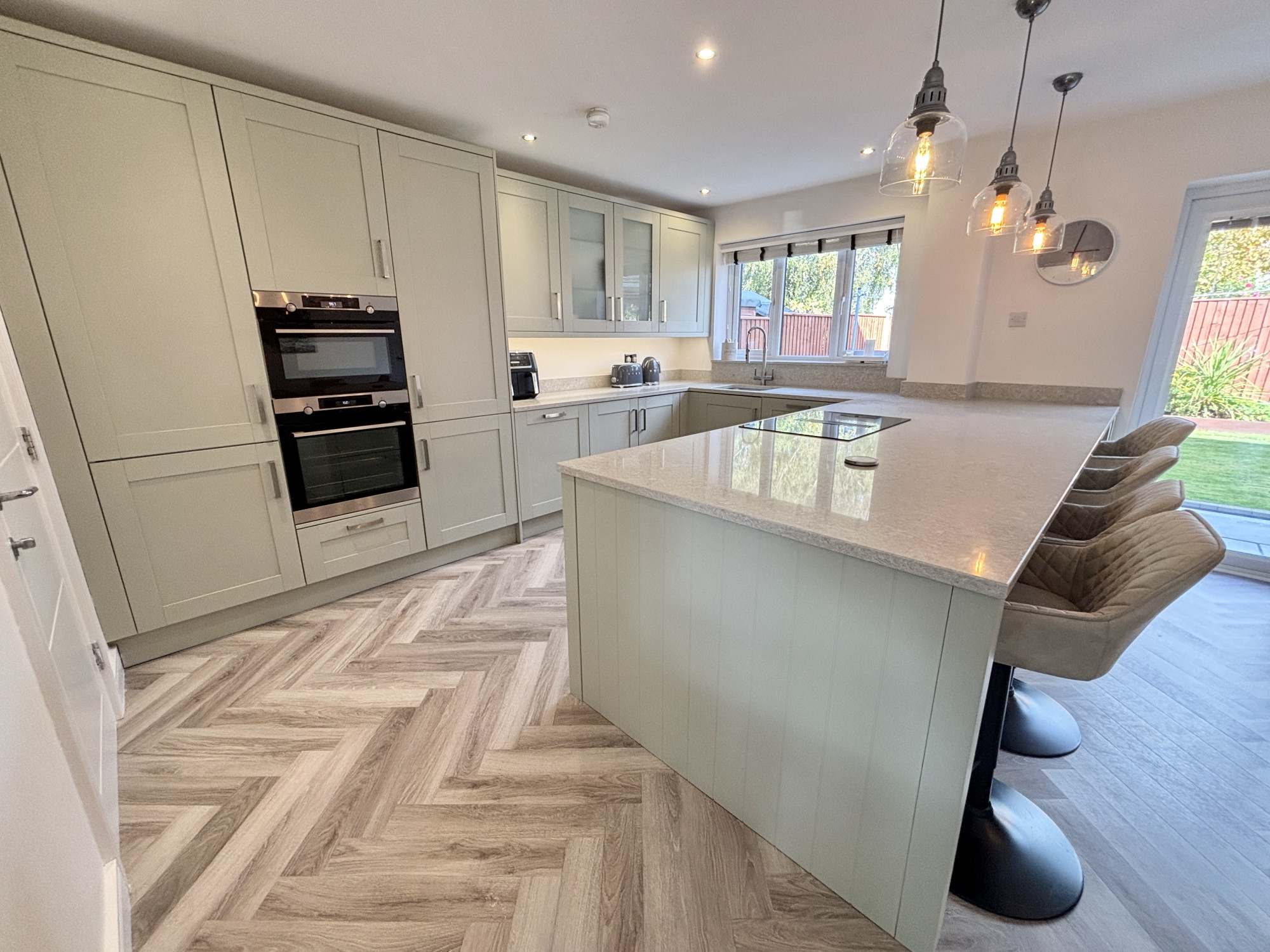 4 Bed Detached School Road Thornton FY5 5AW - The Square Room